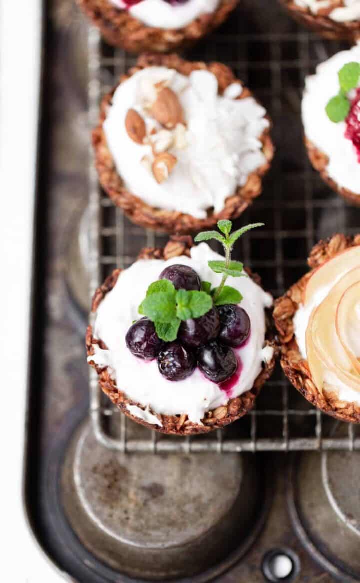 Oatmeal Breakfast Cookie Yogurt Parfait Cups - Fresh Flavorful