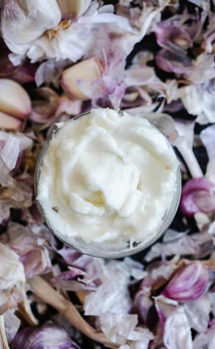 Lebanese Garlic Sauce (toum) - Fresh Flavorful