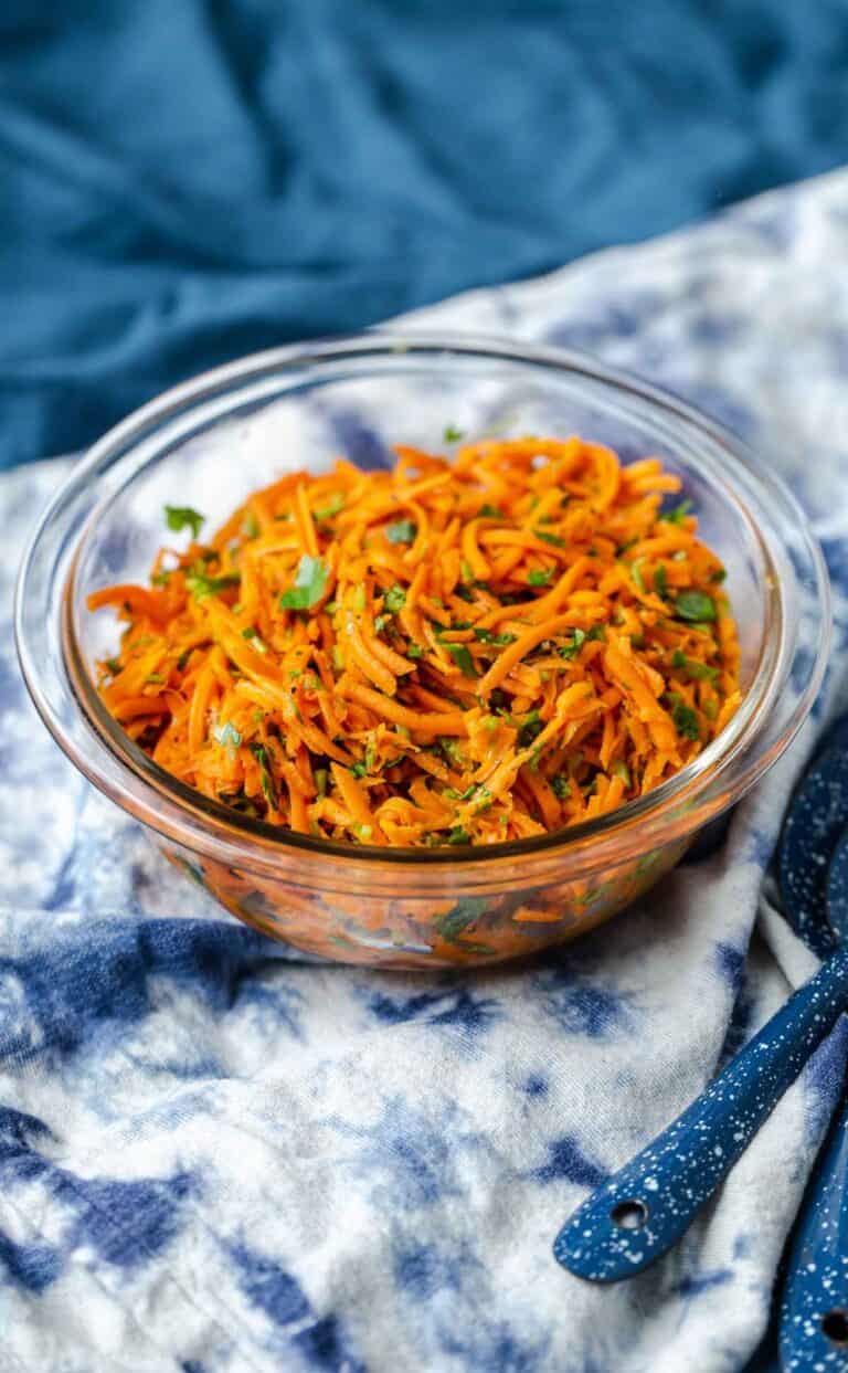 Super Simple Raw Carrot Salad - Fresh Flavorful